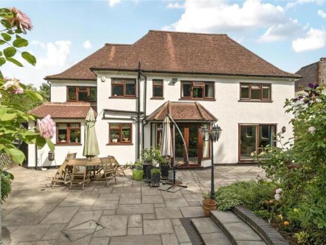 6 bedroom detached house for sale in Ninhams Wood, Keston Park, BR6