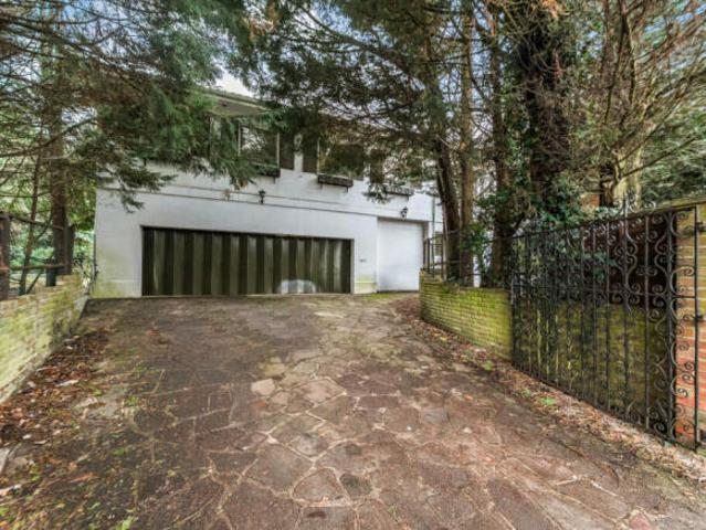 6 bedroom detached house for sale in South Hill Road, Bromley, BR2