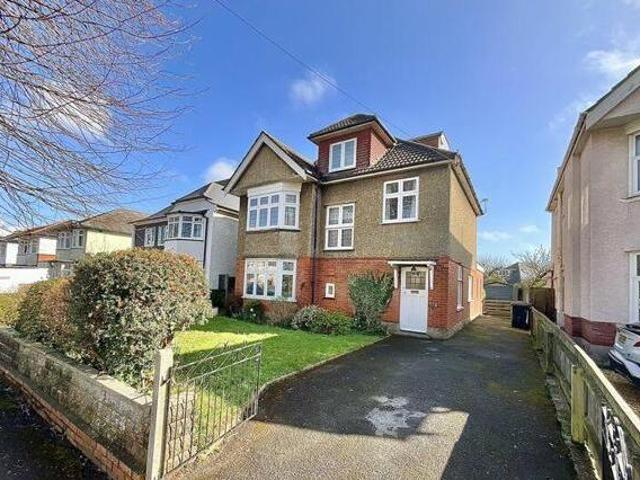 6 Bedroom Detached House For Sale In Southbourne