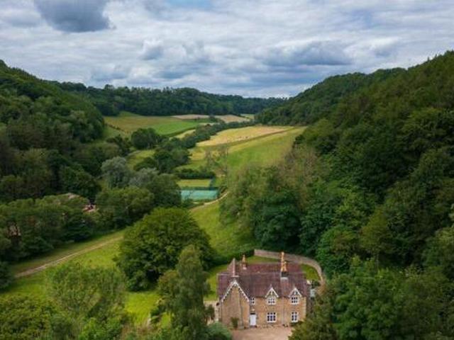 6 Bedroom Detached House For Sale In Scarborough, North Yorkshire