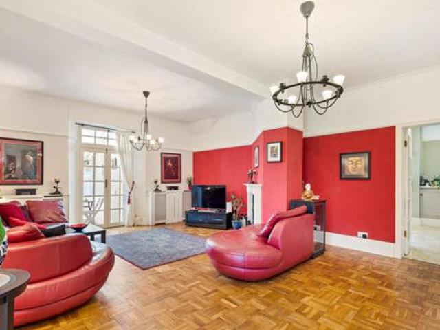 6 Bedroom Detached House For Sale In Shirley