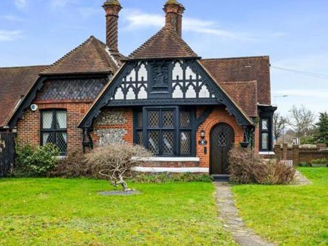 6 Bedroom Detached House For Sale In Shirley