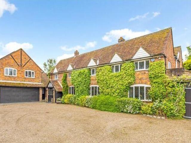6 Bedroom Detached House For Sale In St. Albans