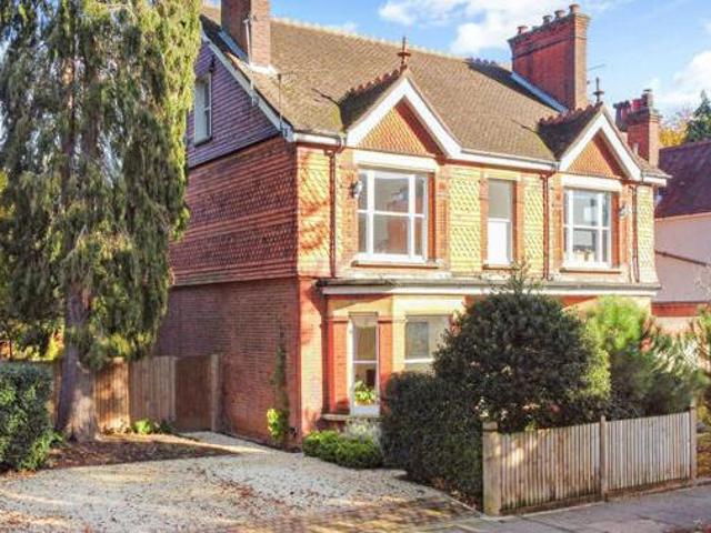 6 Bedroom Detached House For Sale In St. Albans