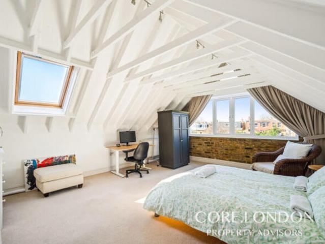 6 bedroom detached house for sale in St. Leonards Road, London, W13