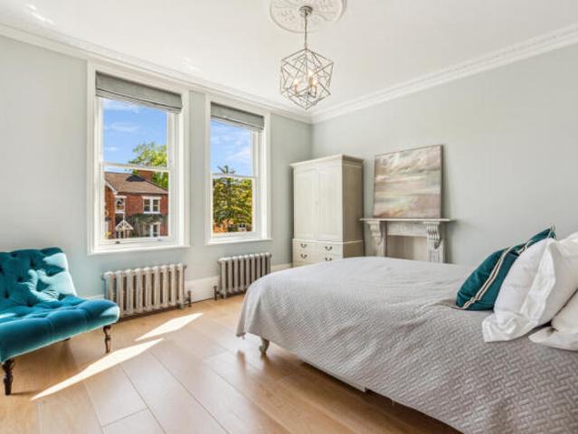 6 bedroom detached house for sale in Polworth Road, SW16