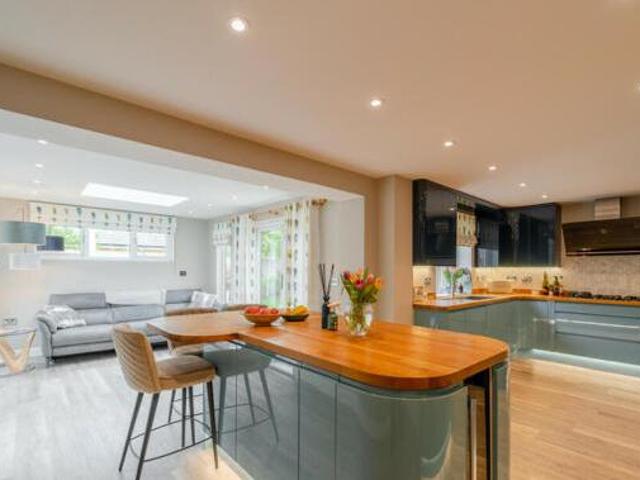 6 Bedroom Detached House For Sale In Papworth Everard
