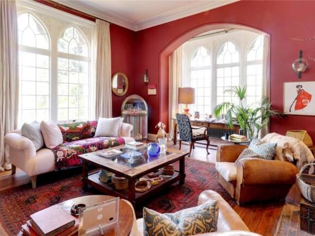 6 bedroom detached house for sale in Park Lane, Godden Green, Sevenoaks, Kent, TN15