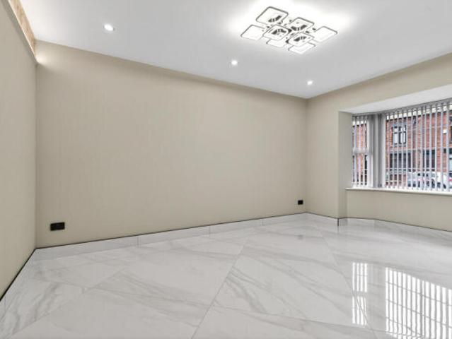 6 bedroom detached house for sale in Pine Street, Bolton, BL1
