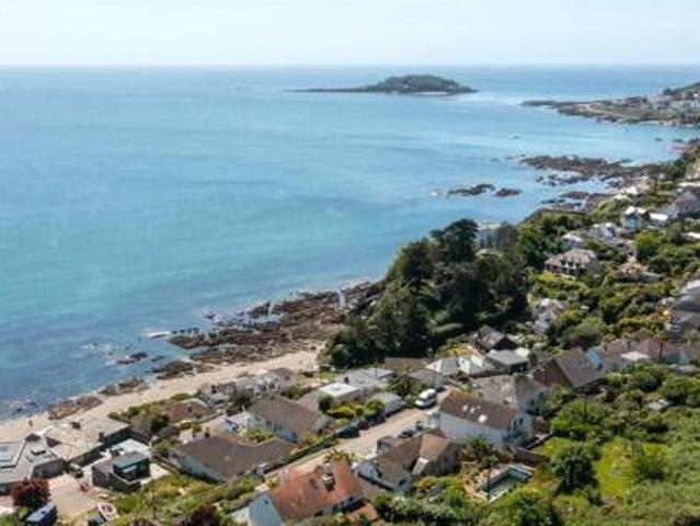 6 Bedroom Detached House For Sale In Plaidy