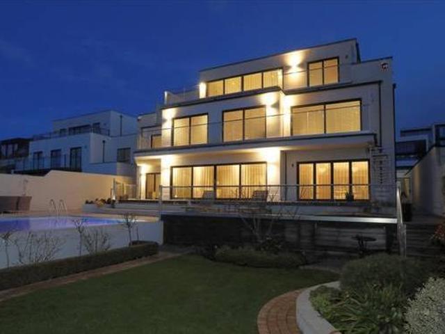6 bedroom detached house for sale in Roedean Road Brighton East Sussex BN2 BN2