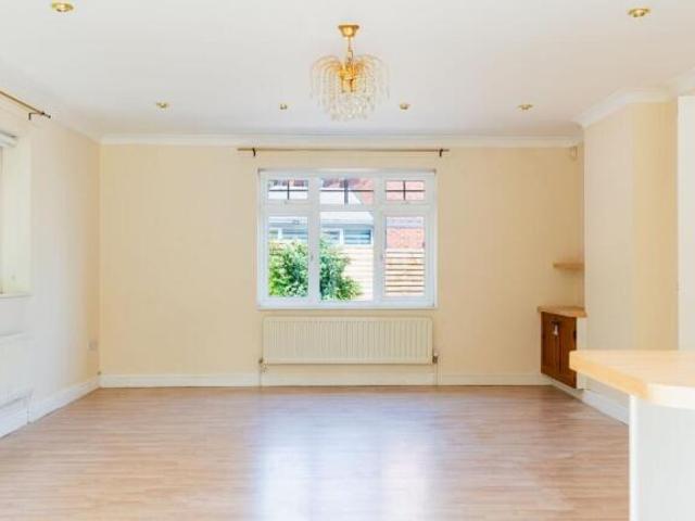 6 bedroom detached house for sale in Rose Hill Mews, Mosborough, S20