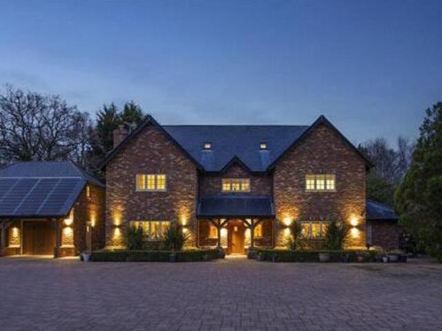 6 Bedroom Detached House For Sale In Reading
