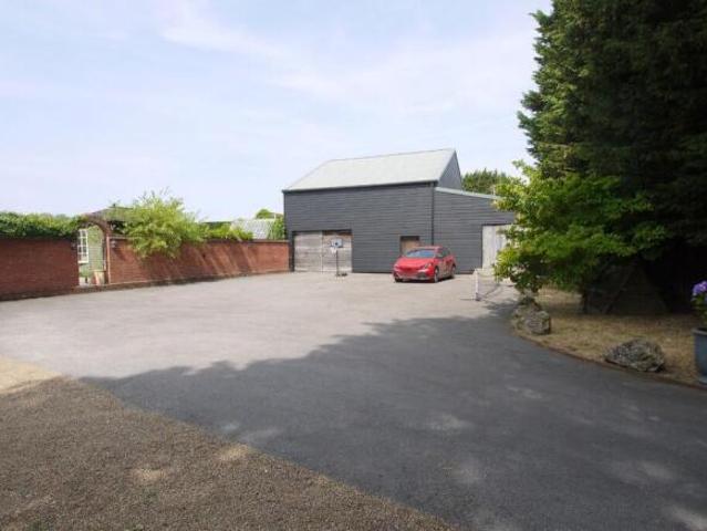 6 bedroom detached house for sale in Rushmore Hill, Sevenoaks, TN14