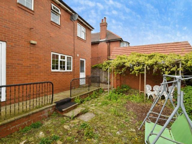 6 bedroom detached house for sale in Woodlands Road, Harrogate, HG2 7AY, HG2