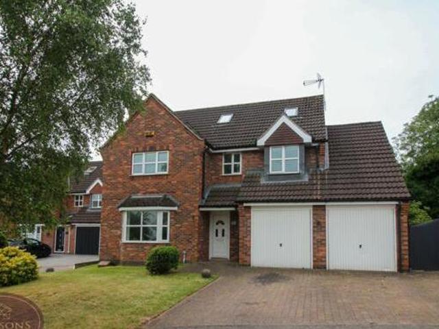 6 Bedroom Detached House For Sale In Watnall, Nottingham