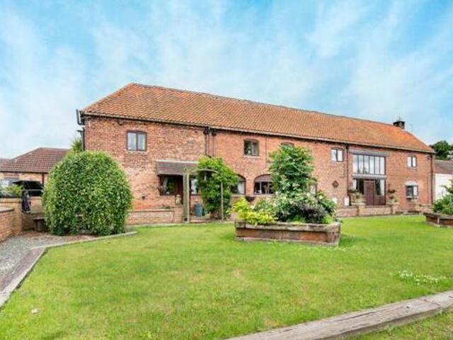 6 Bedroom Detached House For Sale In Walkeringham, Doncaster