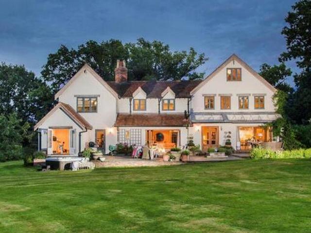 6 Bedroom Detached House For Sale In Warwick, Warwickshire