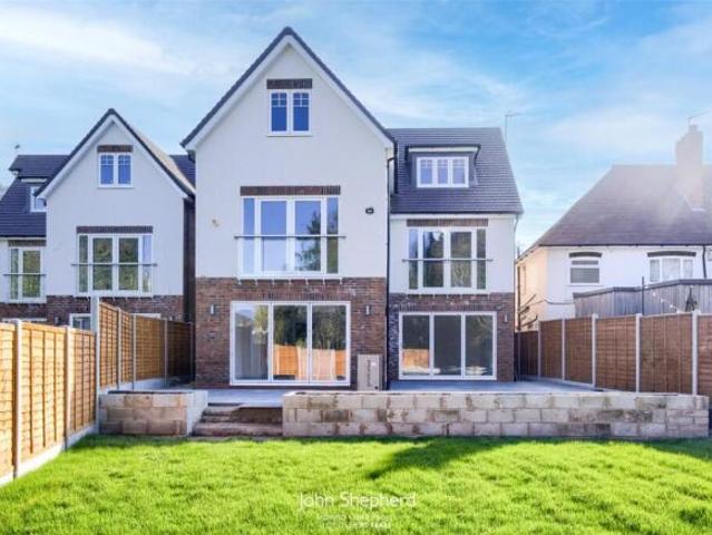 6 bedroom detached house for sale in Warwick Road, Solihull, West Midlands, B91