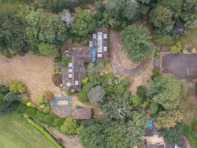 6 Bedroom Detached House For Sale In Wentworth