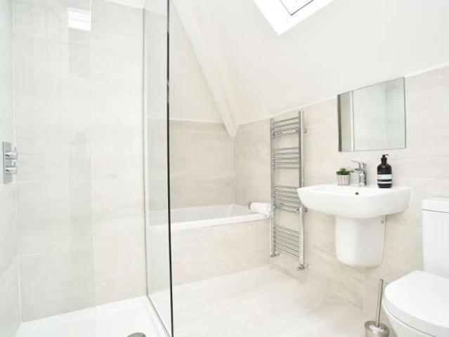 6 bedroom detached house for sale in Wheatlands Road, Harrogate, HG2