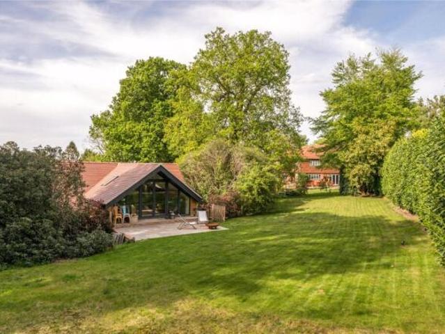 6 bedroom detached house for sale in Wildernesse Avenue, Sevenoaks, Kent, TN15