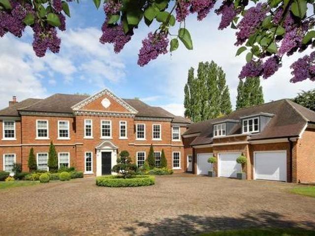 6 bedroom detached house for sale in Winkfield Row Winkfield Berkshire RG42