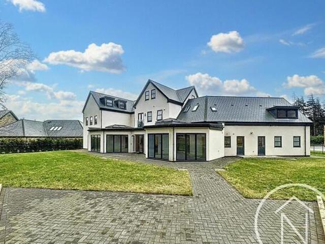 6 Bedroom Detached House For Sale In Wynyard