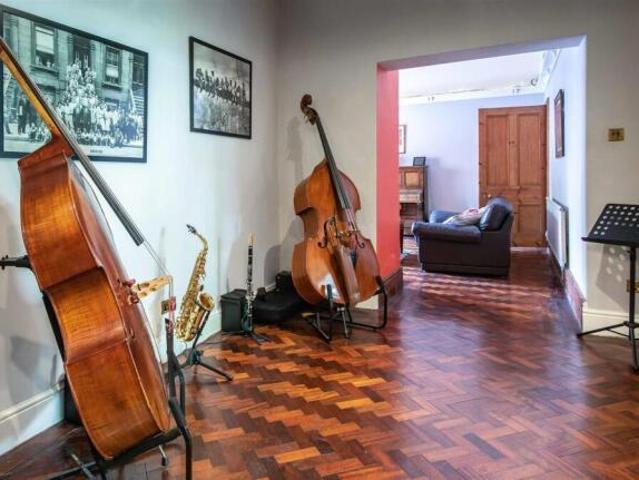 6 bedroom detached house for sale in Tattershall Drive, The Park, NG7