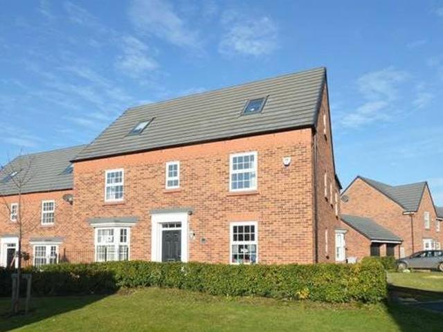 6 bedroom detached house for sale in Teddy Gray Avenue Elworth Sandbach CW11