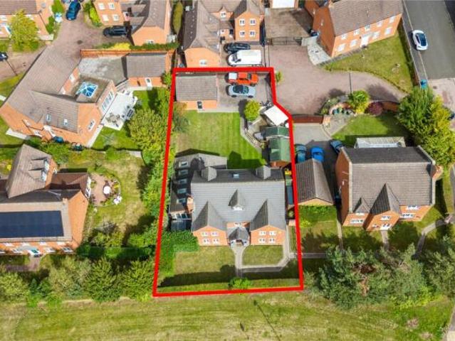 6 bedroom detached house for sale in Ten Shilling Drive, Westwood Heath, Coventry, West Midlands, CV4