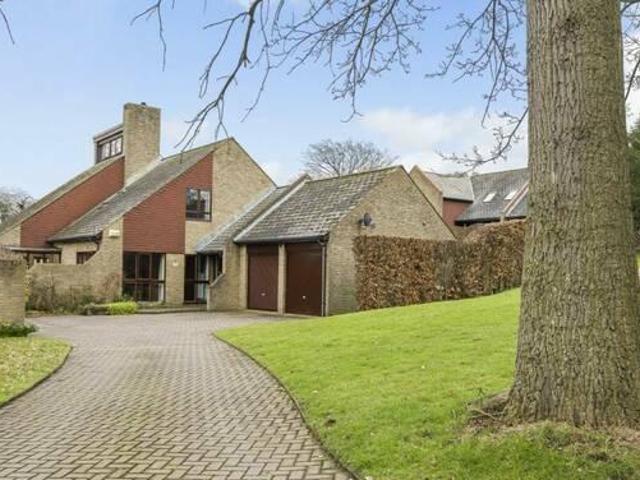 6 bedroom detached house for sale in The Rise Borden Sittingbourne Kent ME9