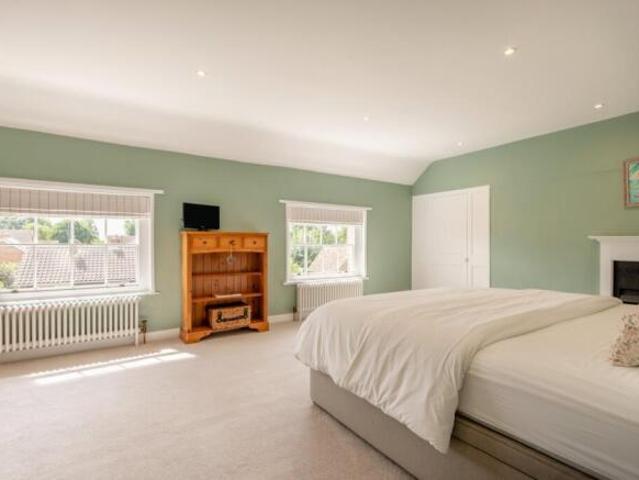 6 bedroom detached house for sale in The Street, Woodnesborough, Kent, CT13