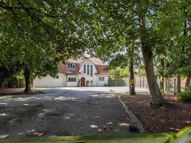 6 Bedroom Detached House For Sale In York, North Yorkshire