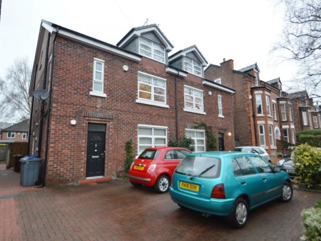 6 bedroom Detached house To Let