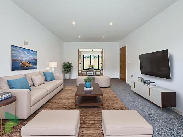 6 bedroom detached house to rent