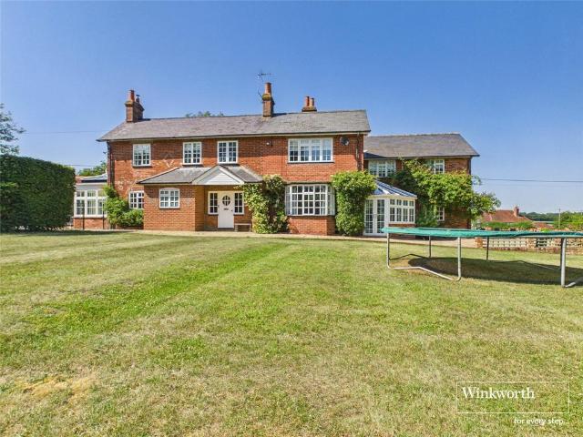 6 bedroom detached house to rent