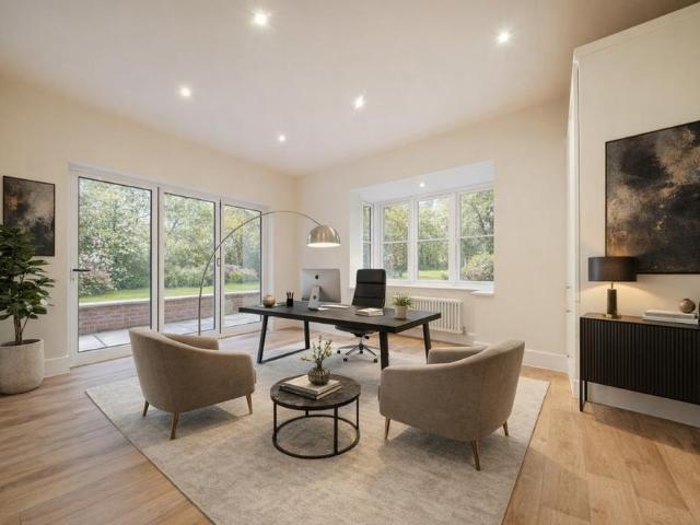 6 bedroom detached house to rent