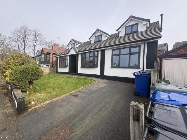 6 bedroom detached house to rent