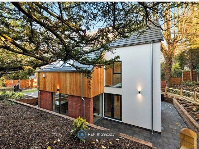 6 Bedroom Detached House To Rent In Elm Bank, Nottingham, NG3