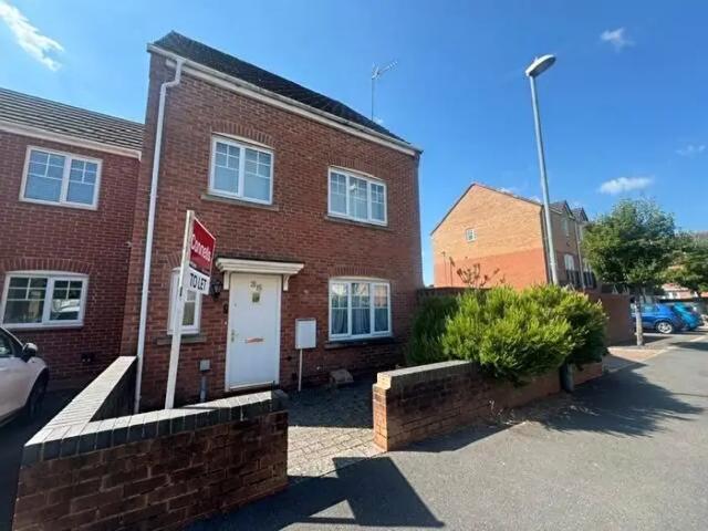 6 Bedroom Detached House To Rent In Sandringham Road, B14
