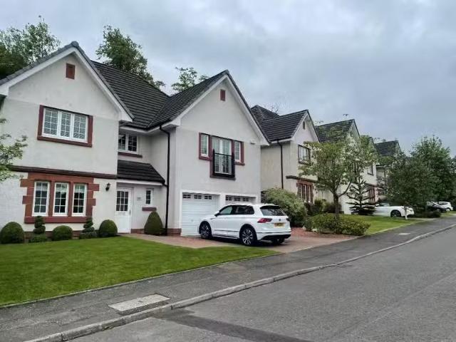 6 bedroom detached villa for rent in Jordanhill Crescent, Glas.