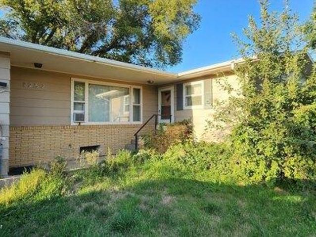 6 bedroom, Dickinson ND 58601 89623563