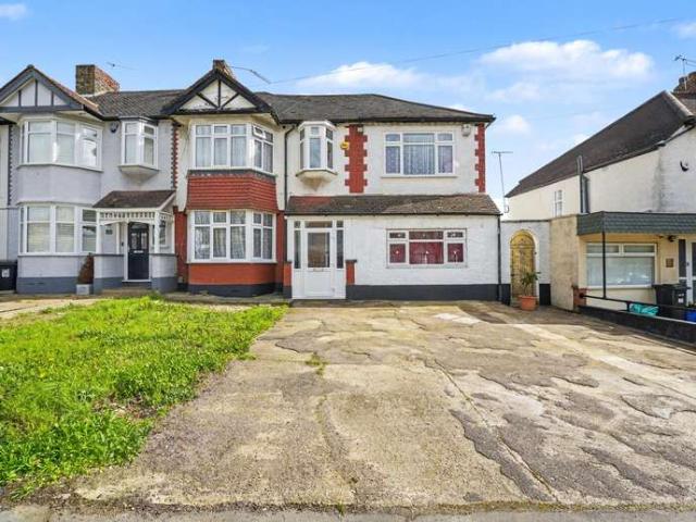 6 Bedroom End Of Terrace House