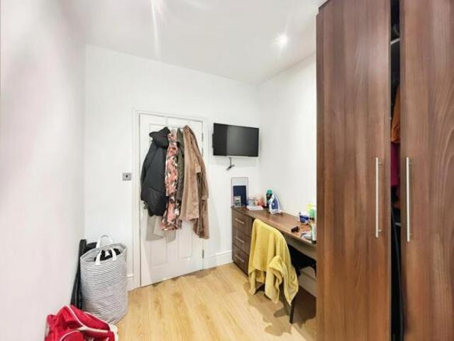 6 bedroom end of terrace house for rent in Acomb Street, Manchester, Greater Manchester, M15