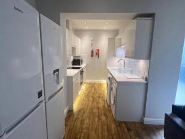 6 bedroom end of terrace house for rent in Broomhall Street, Sheffield, S3 7SQ, S3