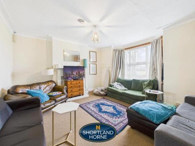 6 bedroom end of terrace house for rent in Earlsdon Avenue North, Earlsdon, Coventry, CV5