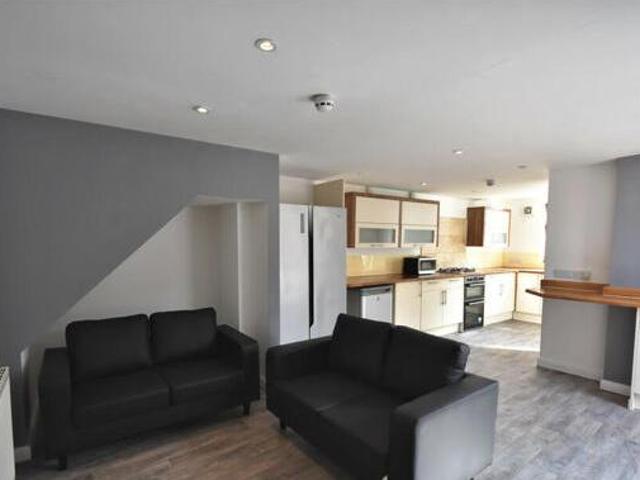 6 Bedroom End Of Terrace House For Rent In Stoke, Coventry