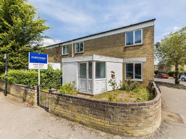 6 bedroom end of terrace house for sale