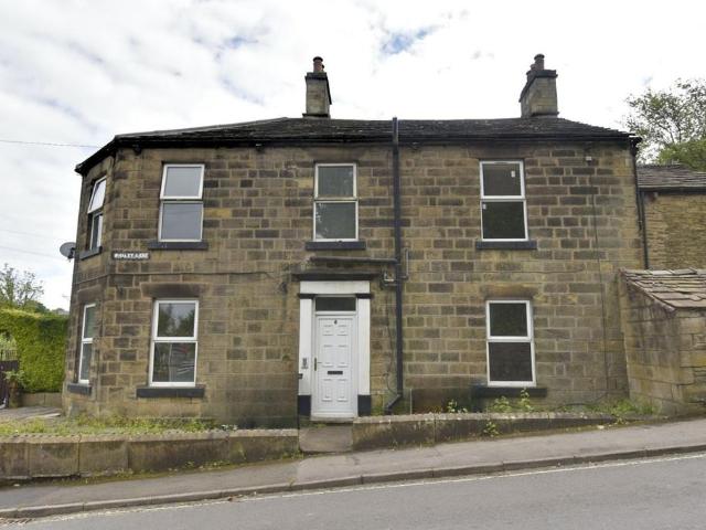 6 bedroom end of terrace house for sale